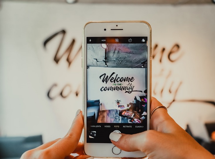 What are the business benefits of the Key2roam Platform? - Comfone